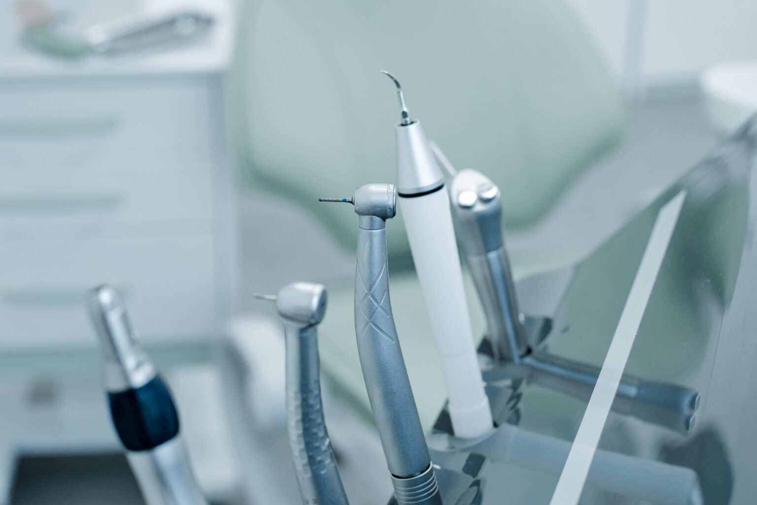 Kenapa Penting Scaling Gigi dan Tampal Gigi? - Klinik Gigi Elsafwa